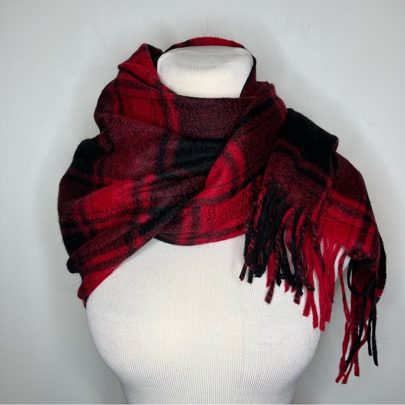 Talbots | Accessories | Talbots Fireside Plaid Cashmere Wrap | Poshmark